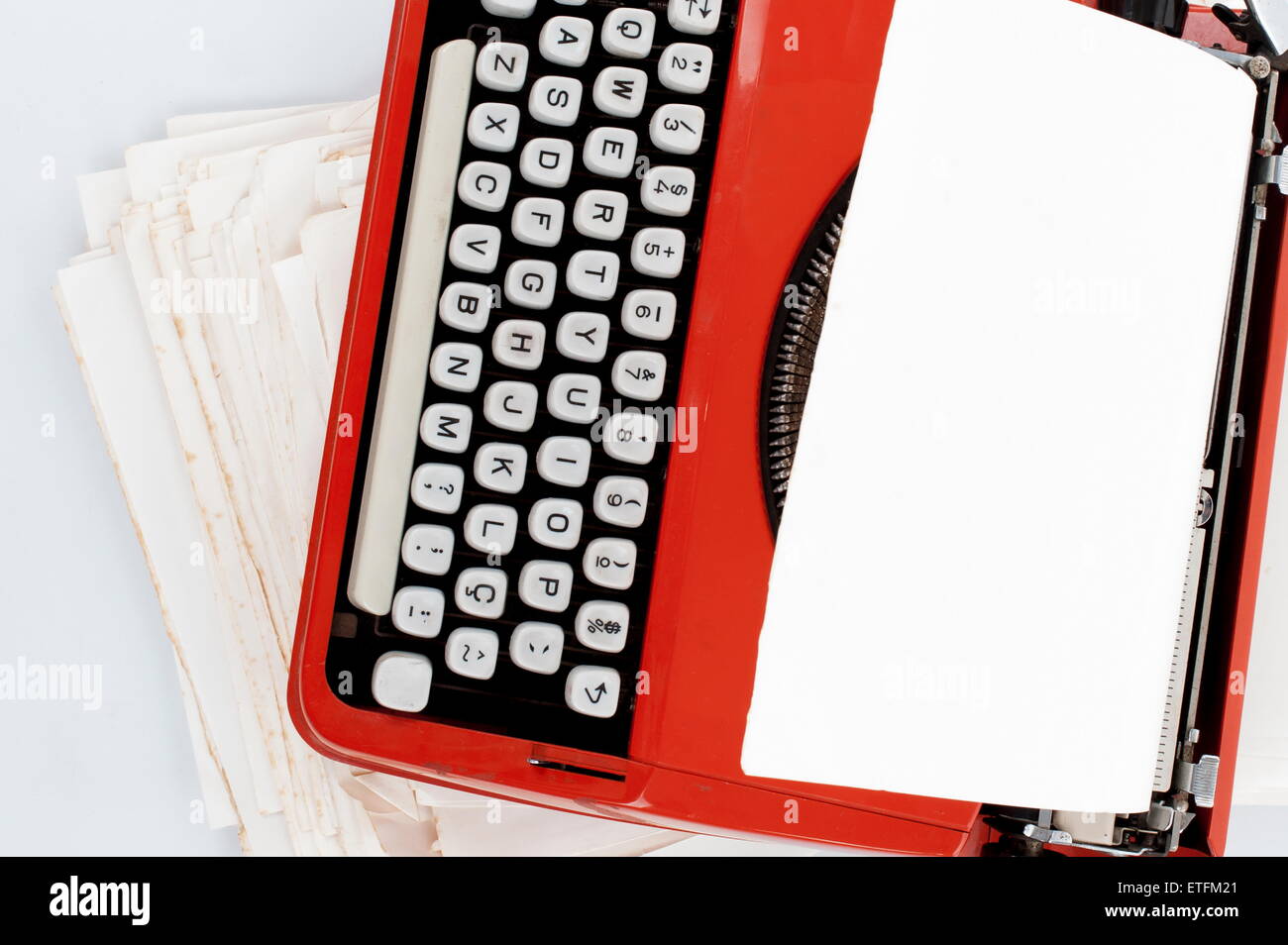 Old ribbon typewriter machine Stock Photo - Alamy