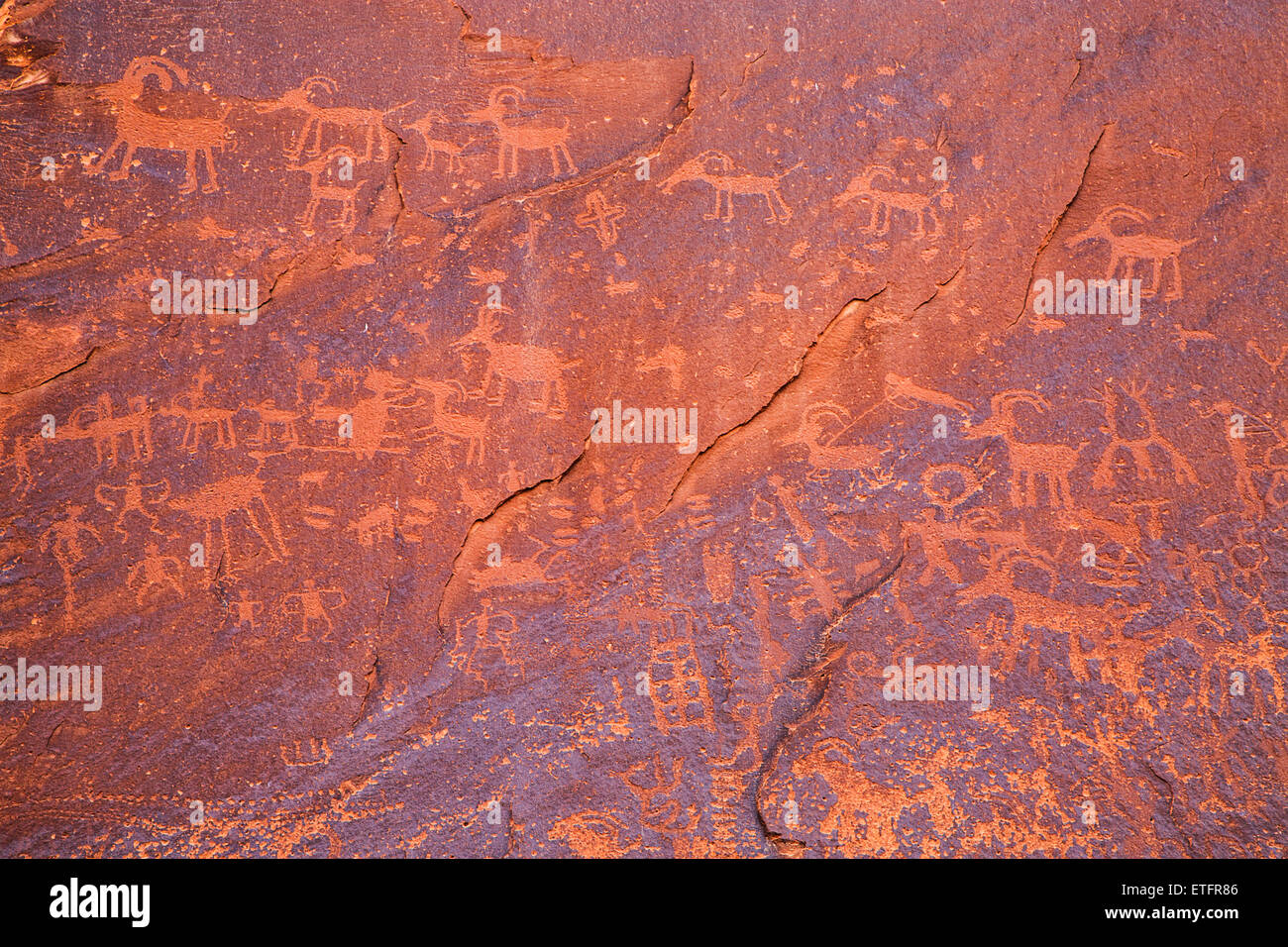 The Sand Island Petroglyph panel on the San Juan River near Moab, Utah ...