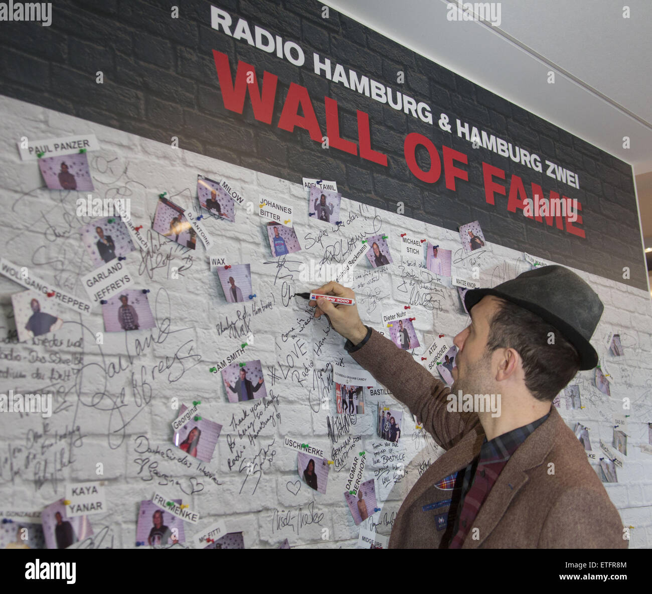 Charlie Winston concert - Photocall Featuring: Charlie Winston Where ...