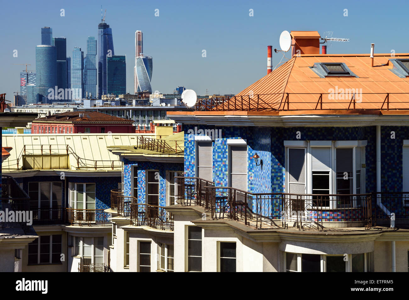 Modern apartments and Moscow City skyscrappers, sunny day Stock Photo ...