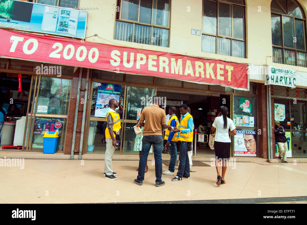 Street scene, "Central Ville", CBD, Kigali, Rwanda Stock Photo - Alamy