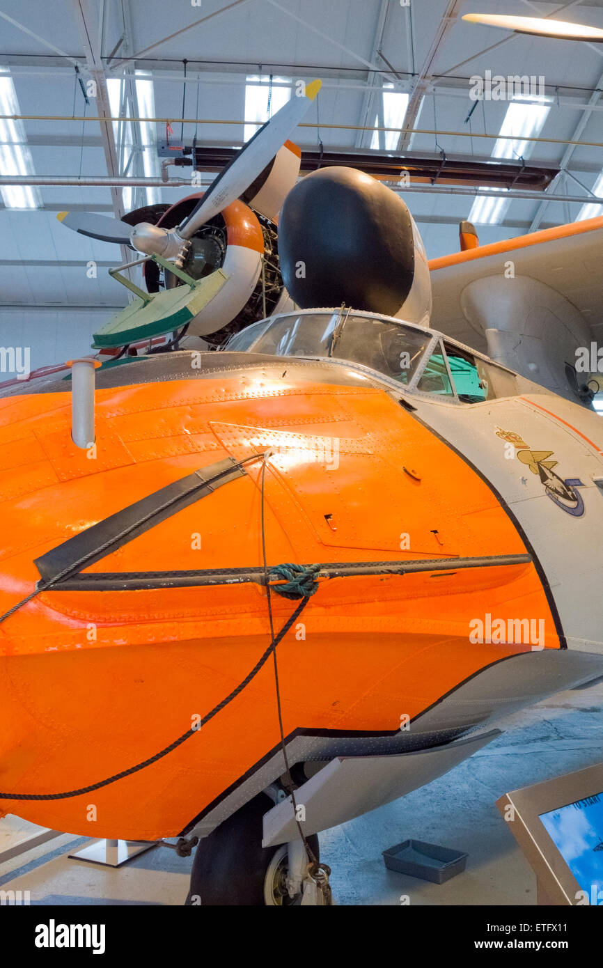 Pby catalina flying boat cockpit hi-res stock photography and images ...