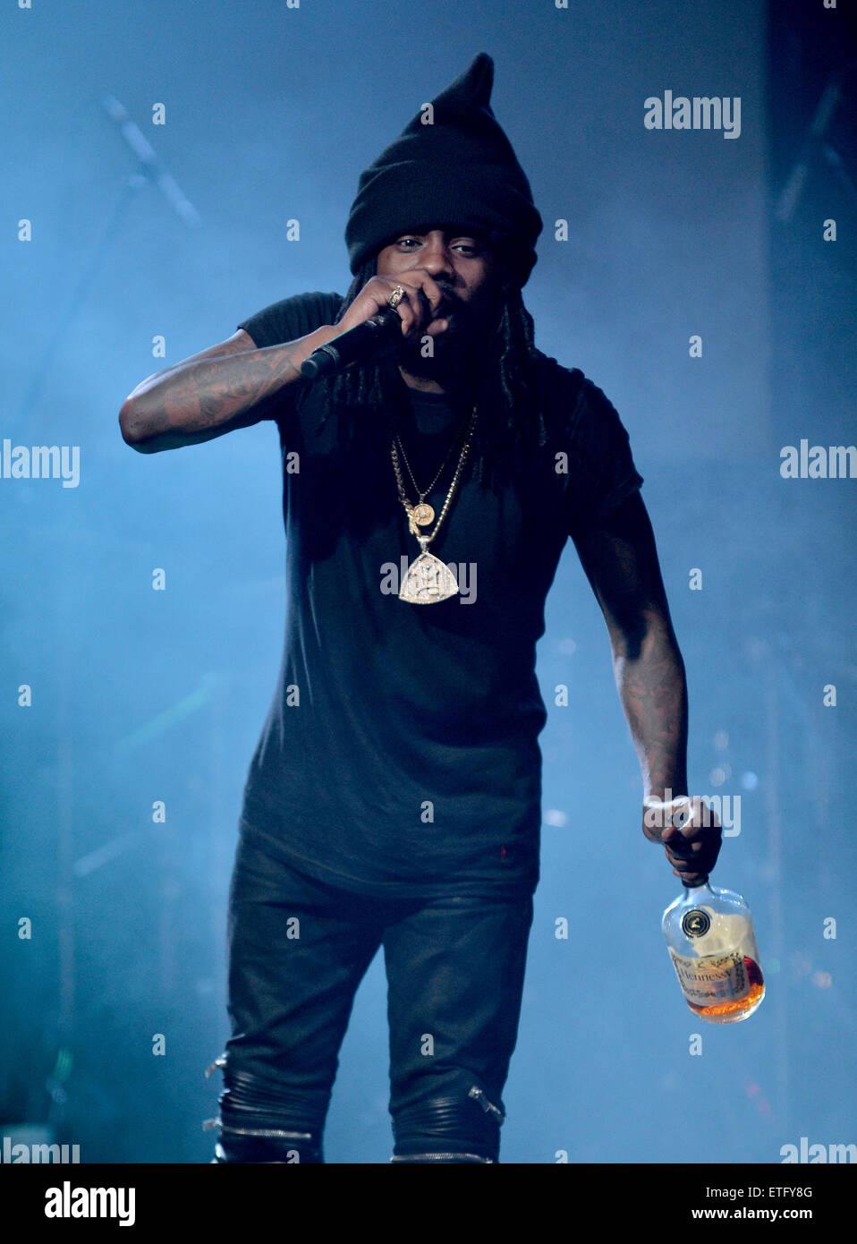Wale performing at the 'SIMPLE Mobile Simply Nothing Tour' Featuring ...