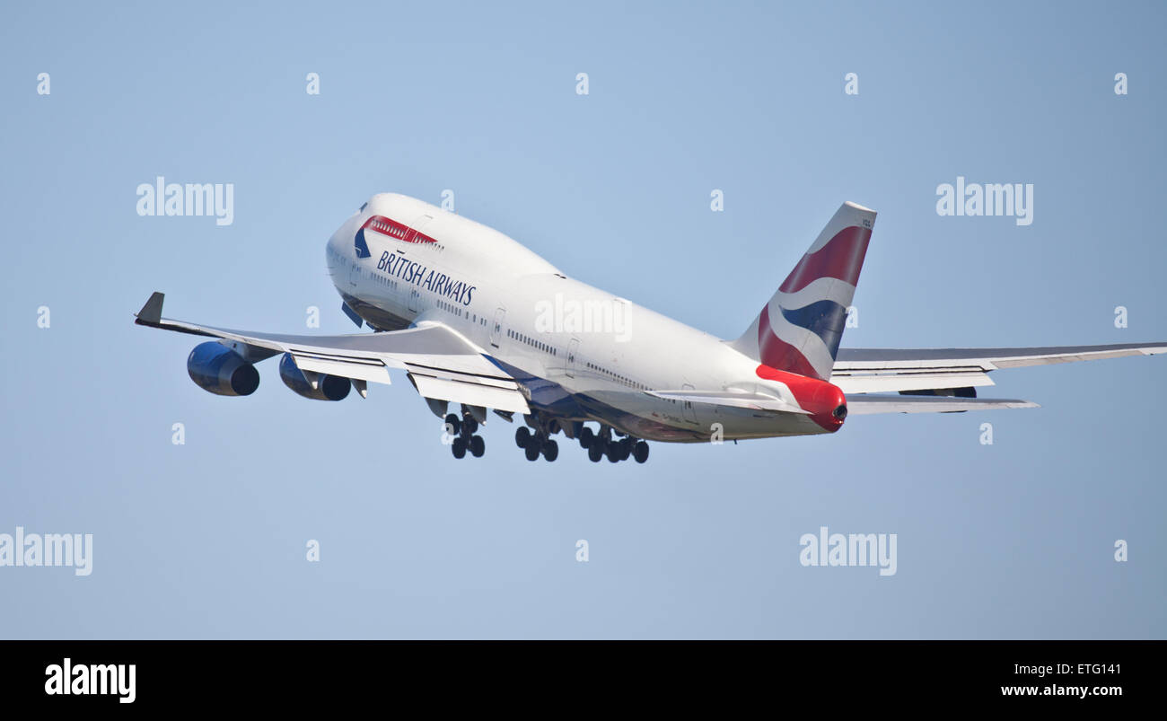 Boeing 747 rolls royce rb211 hi-res stock photography and images - Alamy