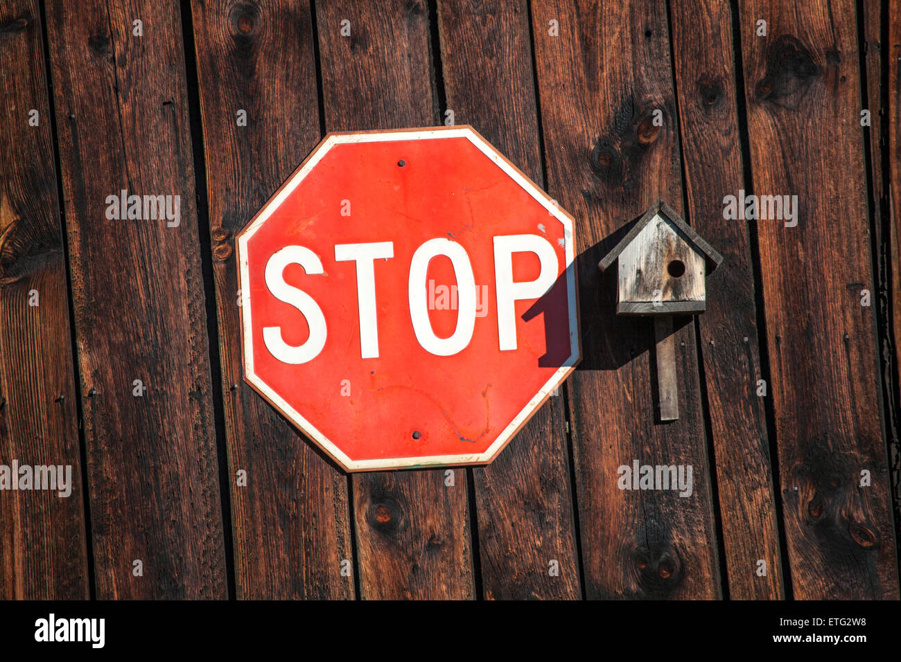 Brown traffic sign hi-res stock photography and images - Alamy