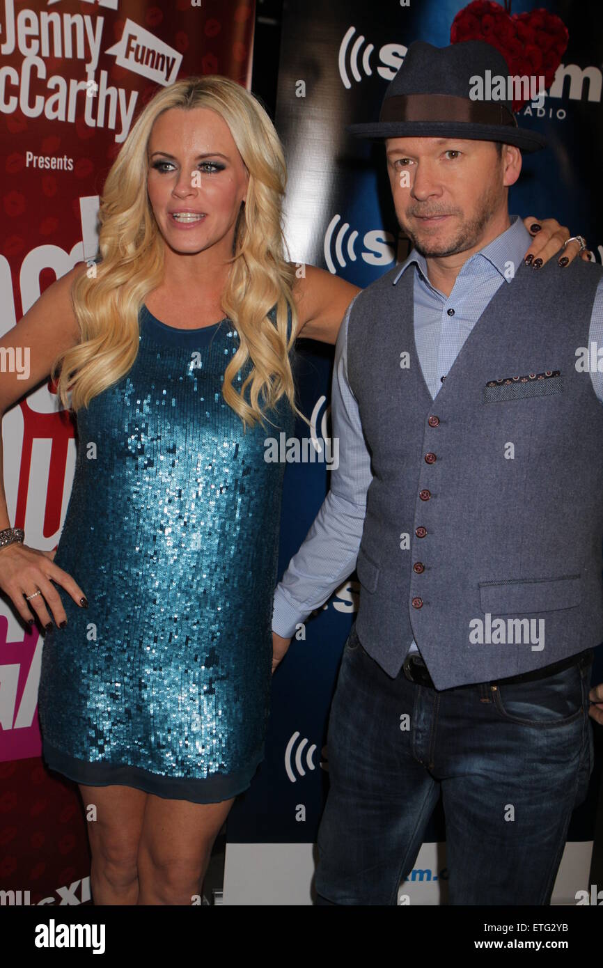 Singled out, jenny mccarthy hi-res stock photography and images - Alamy