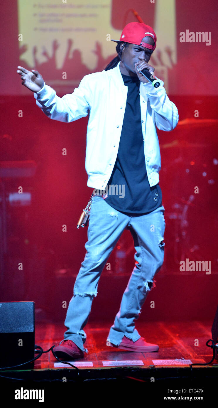 SIMPLE Mobile Simply Nothing Tour in Fort Lauderdale Featuring: Oktane ...