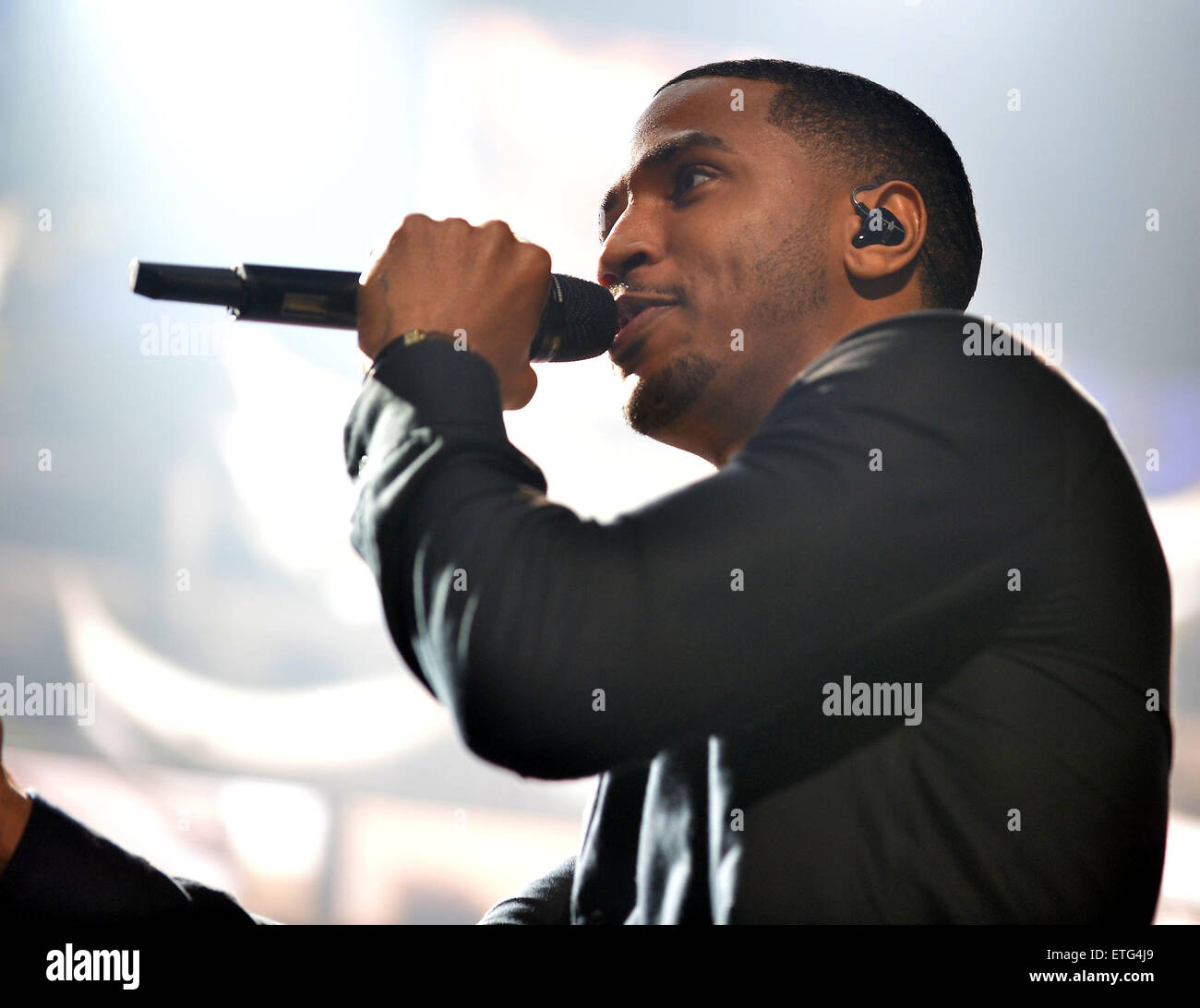 'Between The Sheets Tour' at BB&T Center Featuring: Trey Songz Where ...