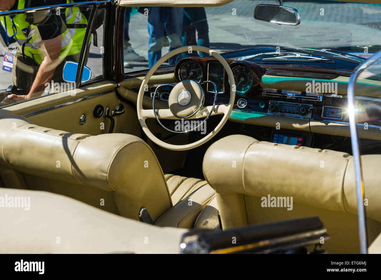 Rally car interior hi-res stock photography and images - Alamy