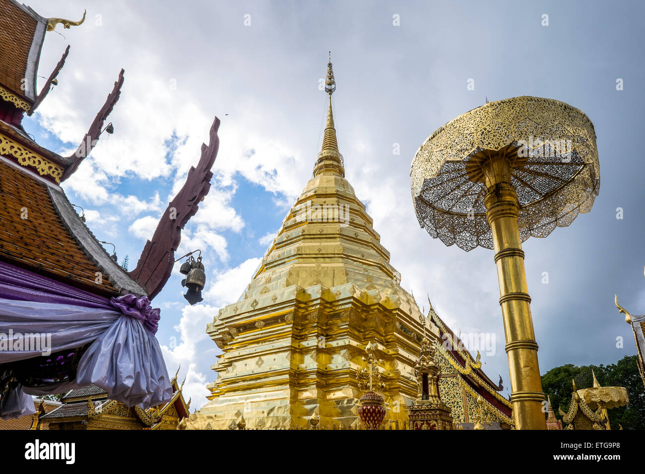 Wat doi suthep hi-res stock photography and images - Alamy