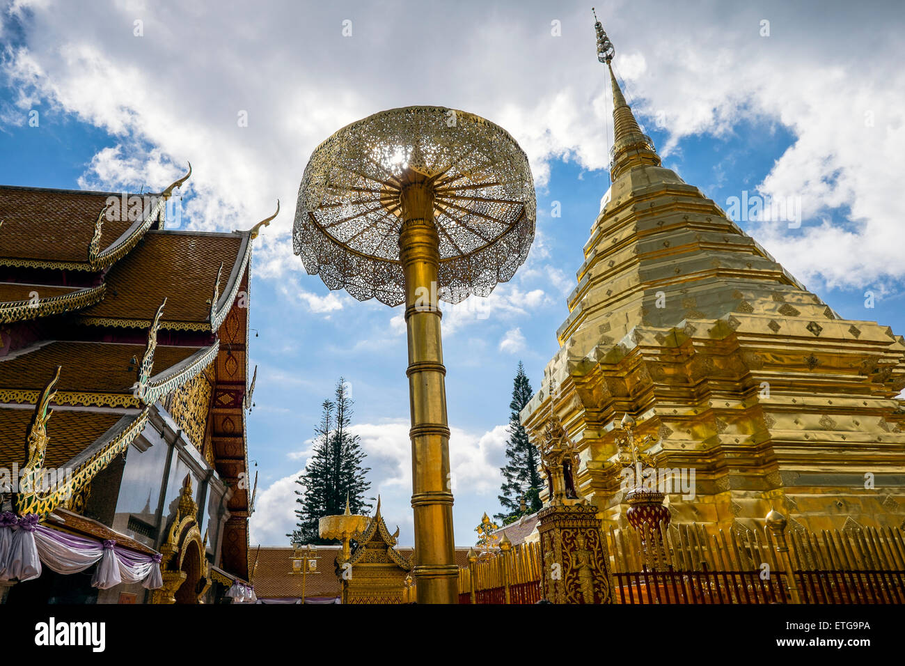 Wat doi suthep hi-res stock photography and images - Alamy