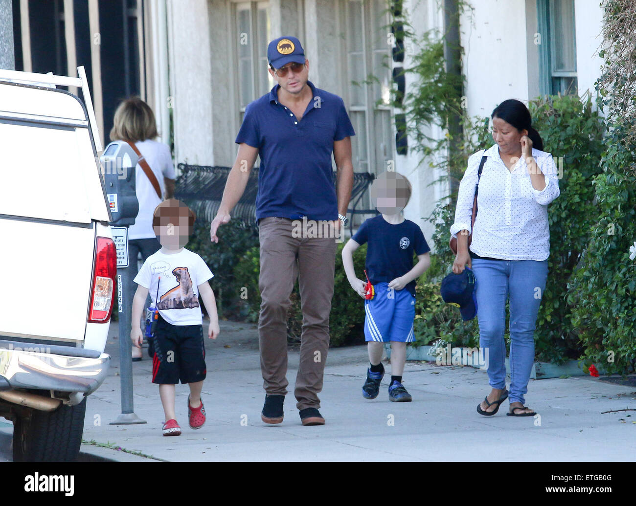 Will Arnett takes his boys Archie and Abel, to the Farmers Market in ...