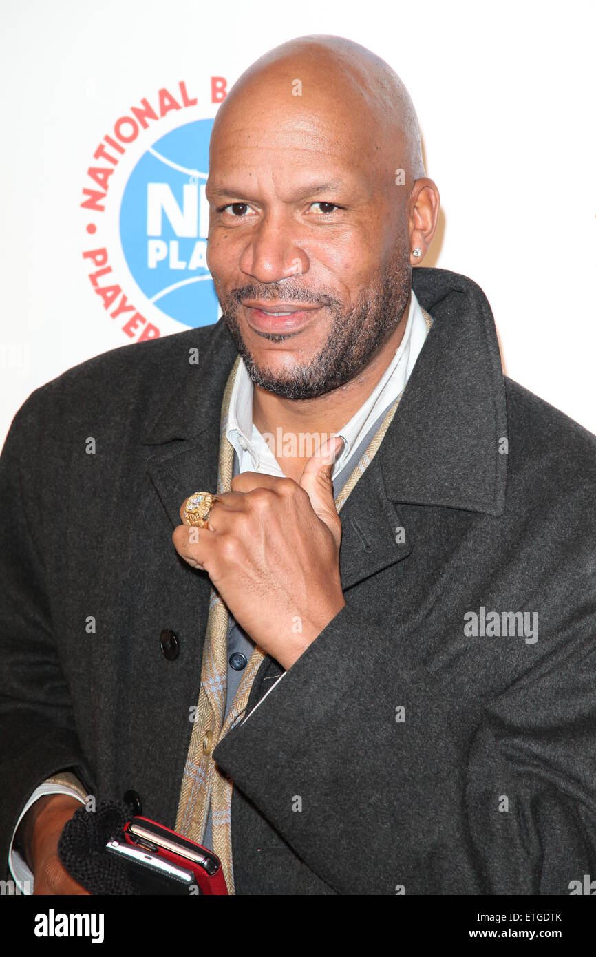 Ron harper basketball hi-res stock photography and images - Alamy