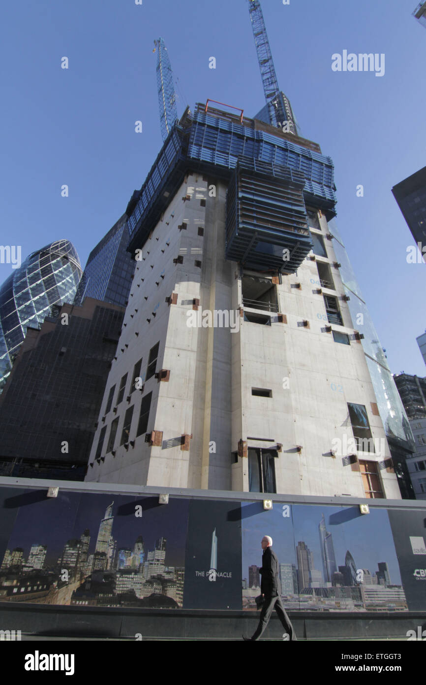 The Pinnacle building in the City of London under construction ...