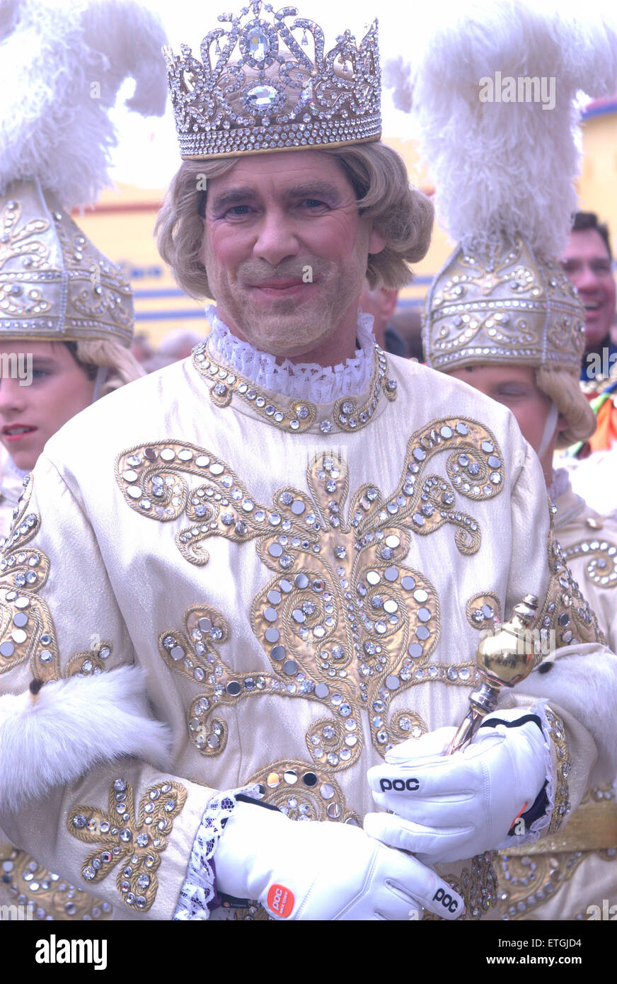 Mardi Gras 2015 - Rex, King of Carnival readys his float and Krewe for ...