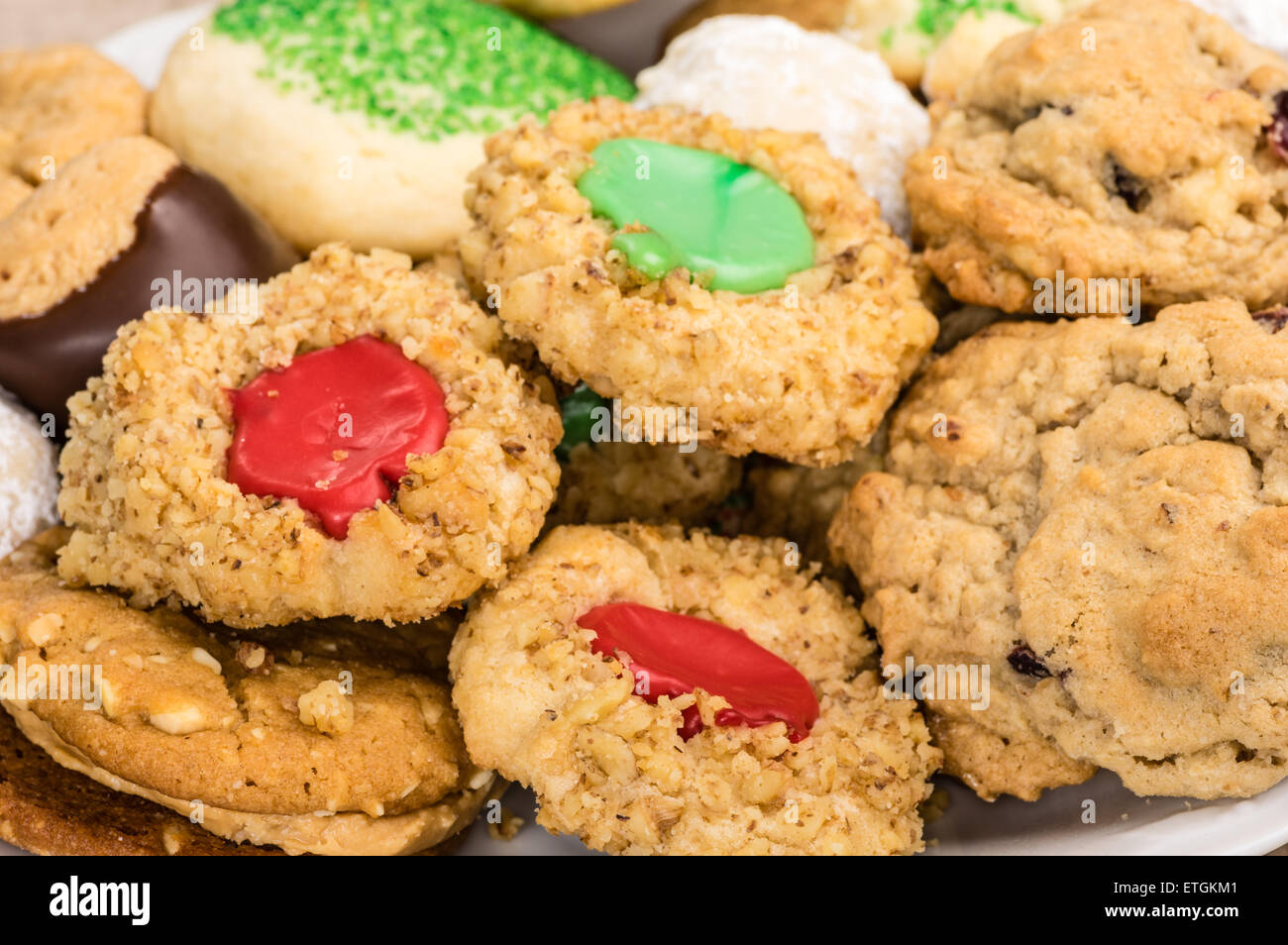 A mixed plate of cookies showing several different kinds of sweets ...
