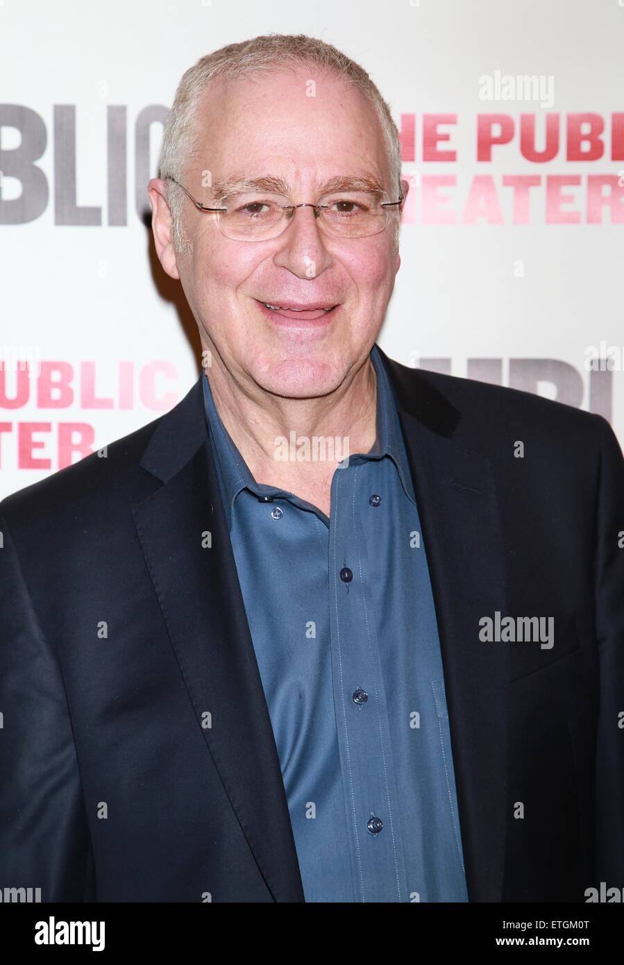 Ron chernow hamilton hi-res stock photography and images - Alamy
