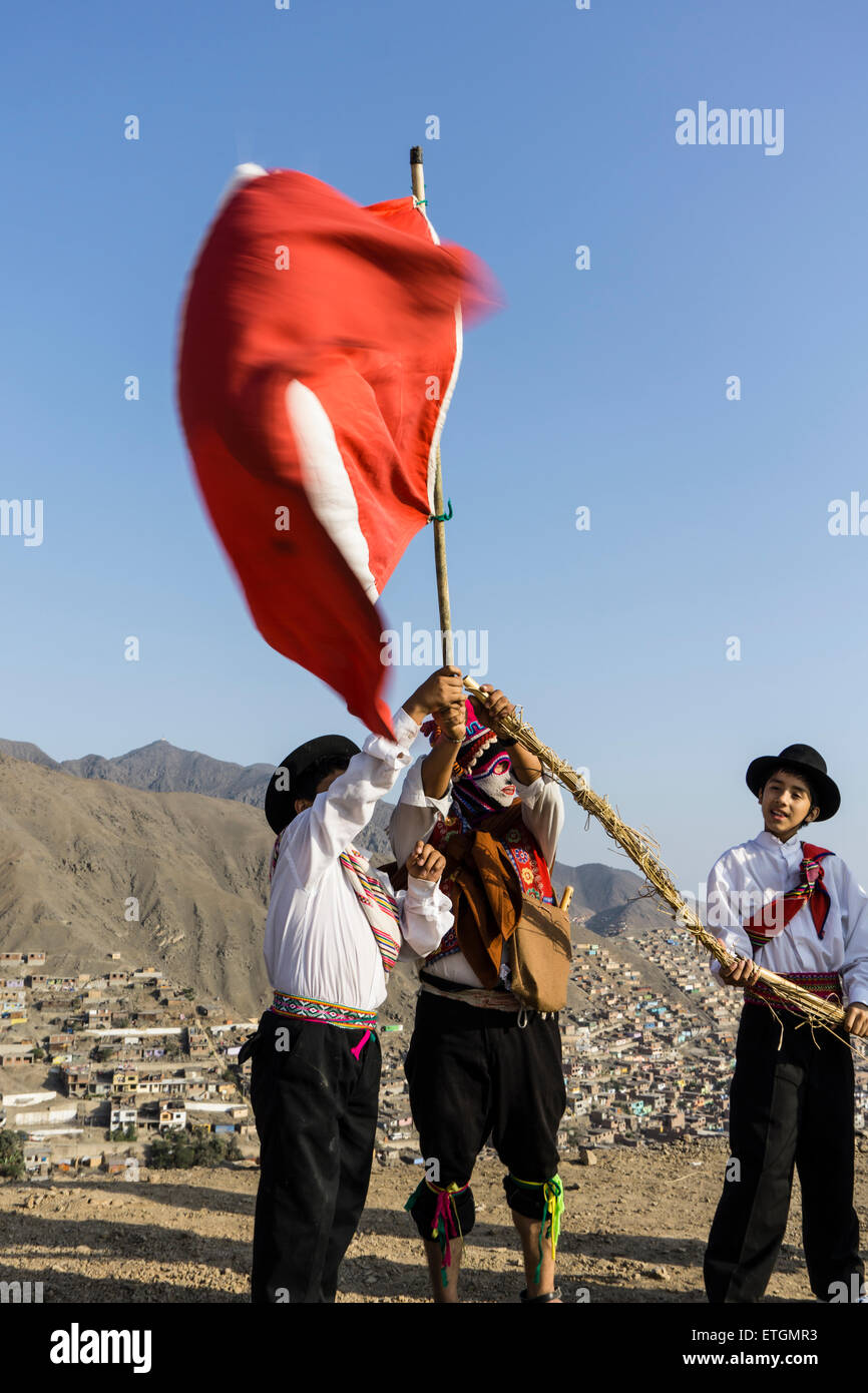 Residents of shanty town La Balanza de Comas. Lima, Peru Stock Photo ...