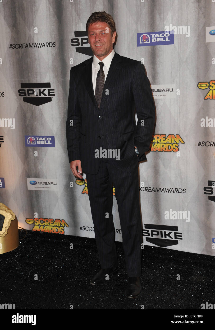 LOS ANGELES, CA - OCTOBER 15, 2011: "Game of Thrones" star Sean Bean at ...