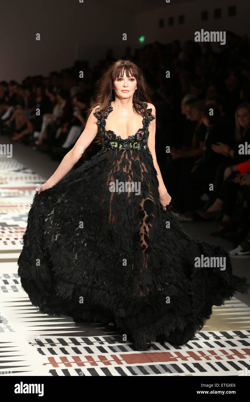 Annabelle neilson hi-res stock photography and images - Alamy