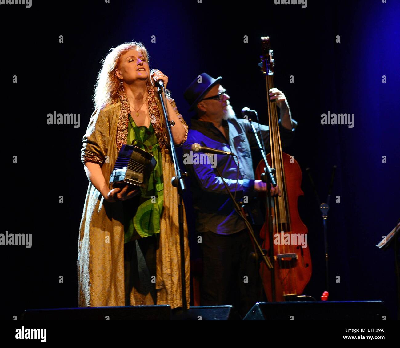 Eddi Reader performs live in concert at Vicar Street Featuring: Eddi ...