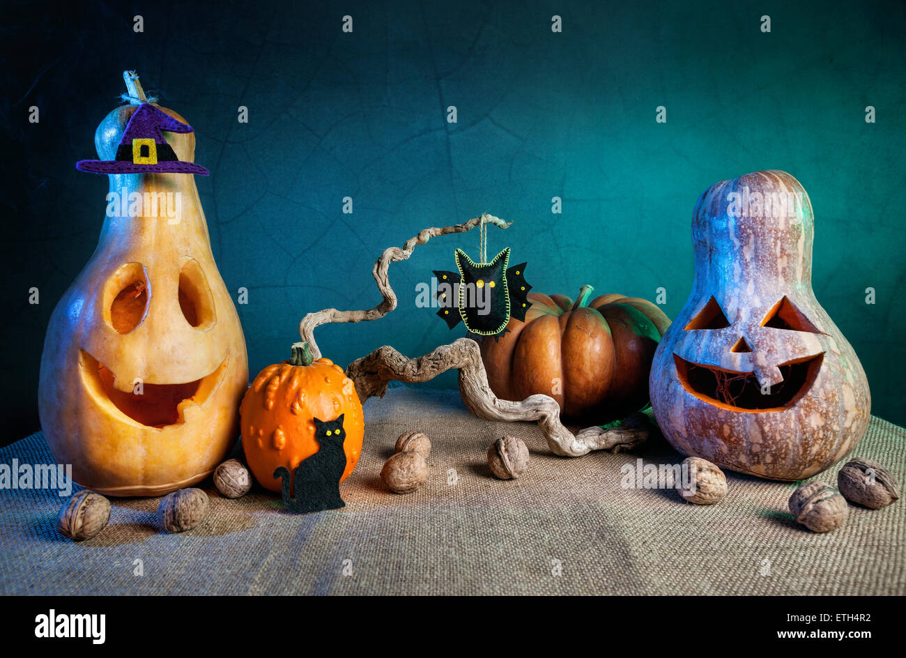 Carved pumpkins hi-res stock photography and images - Alamy