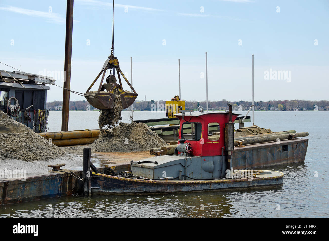 Dredging hi-res stock photography and images - Alamy