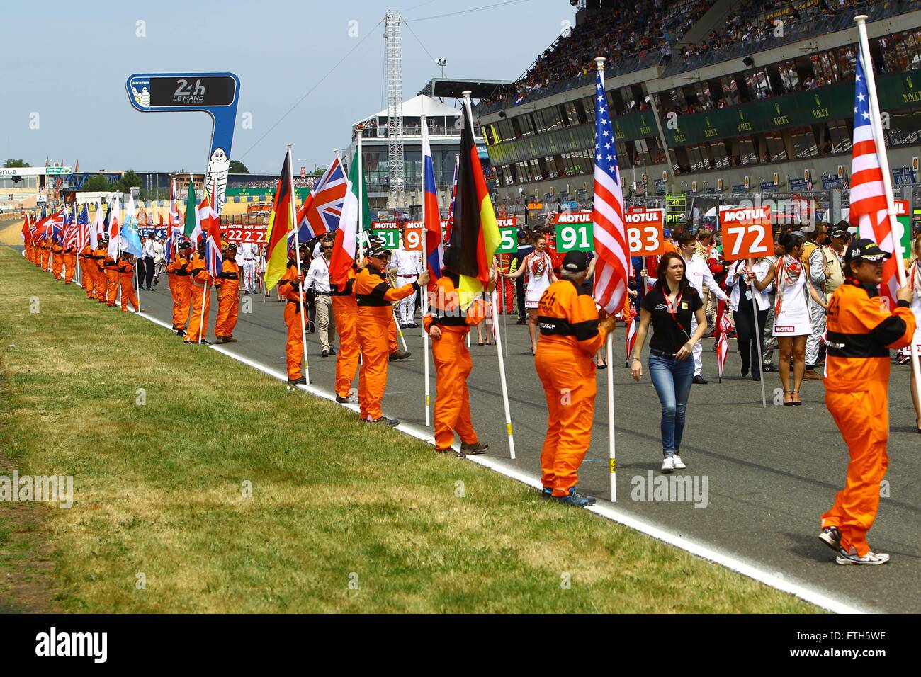 Start Grid High Resolution Stock Photography and Images - Alamy
