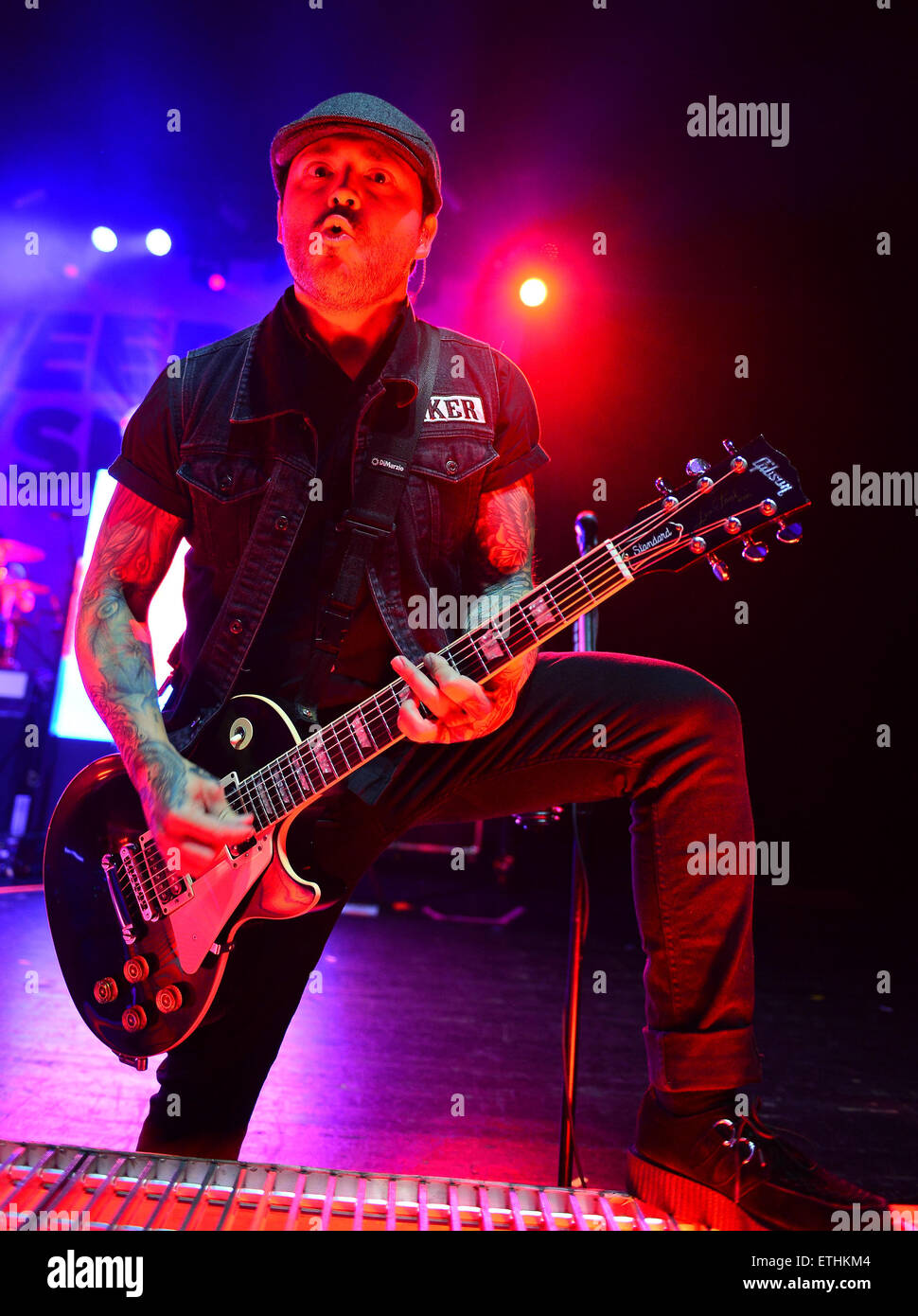 Sleeping with sirens hi-res stock photography and images - Alamy