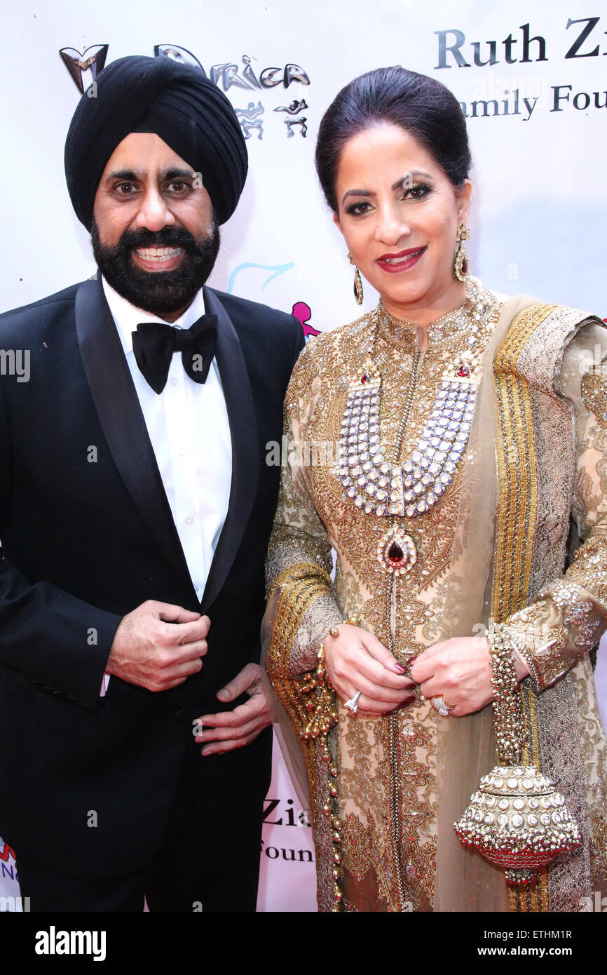 Children Uniting Nations Oscar Viewing Party Featuring: Mr. Mac-Duggal ...