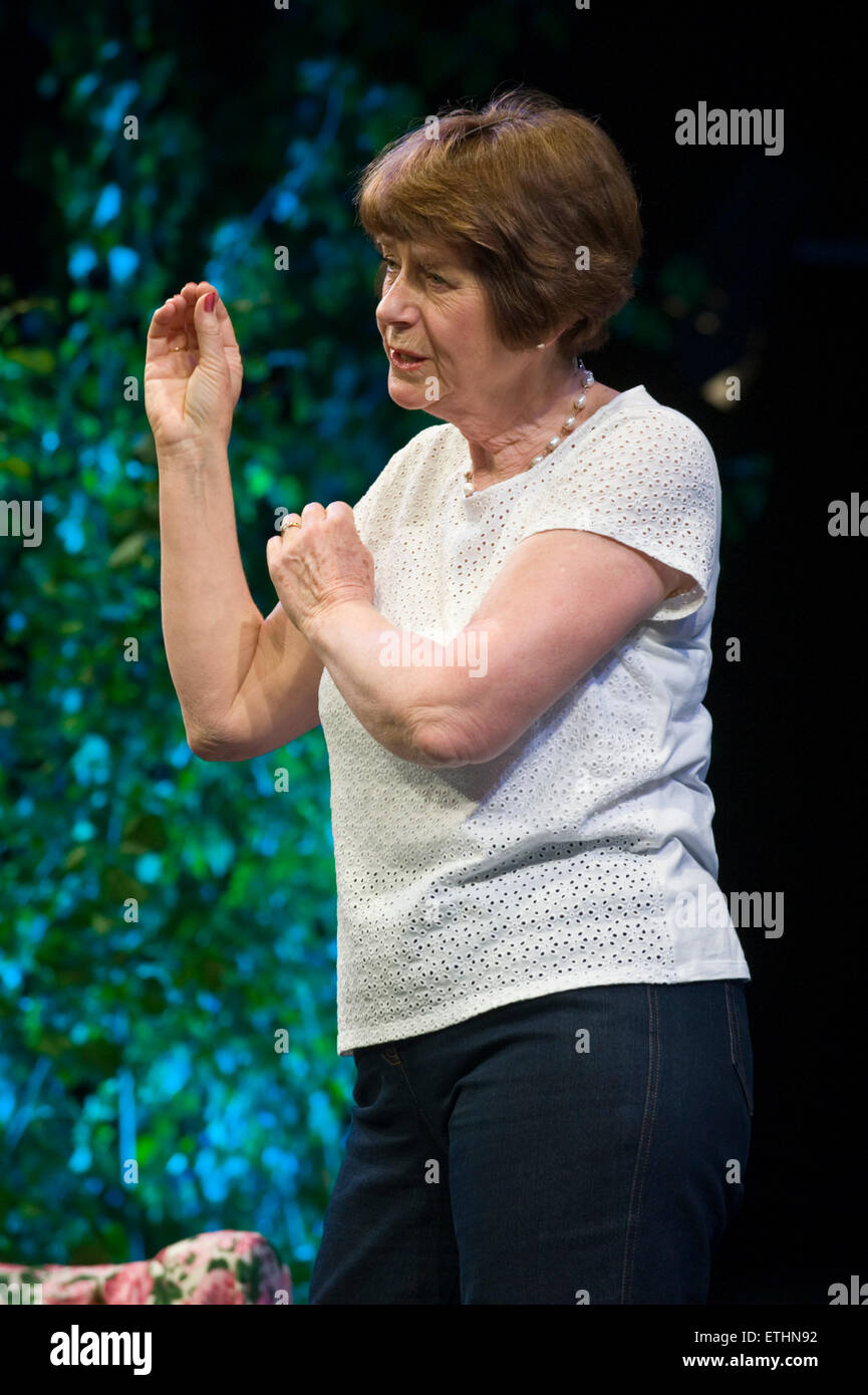 Uk pam ayres hi-res stock photography and images - Alamy