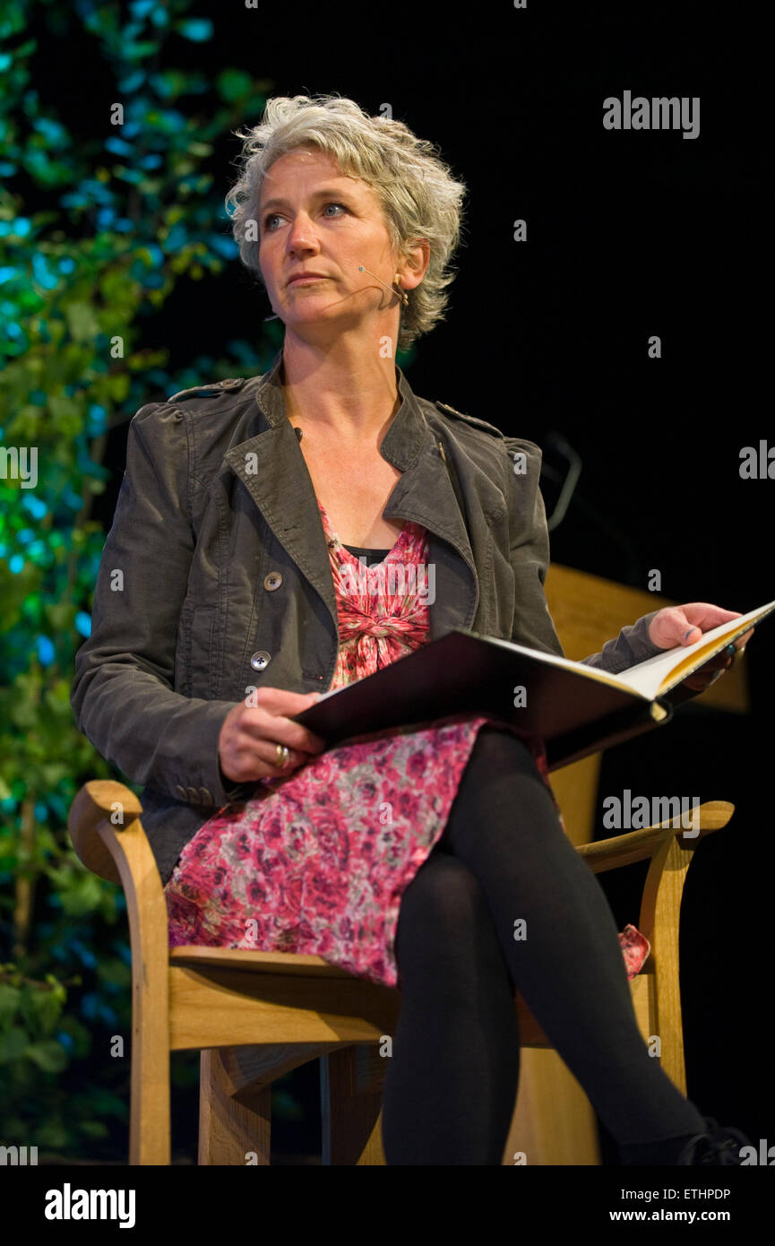 Reading actress hi-res stock photography and images - Alamy