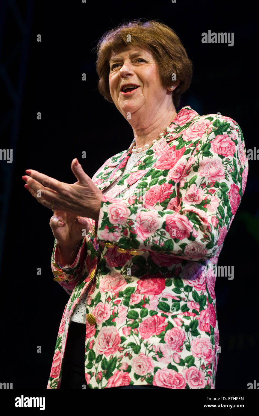 Pam ayres hi-res stock photography and images - Alamy