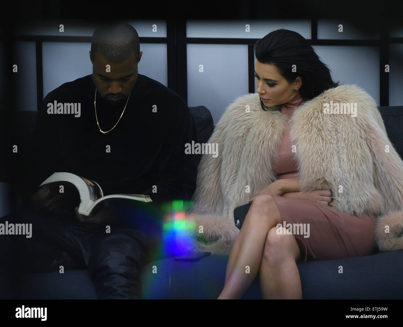Kim Kardashian and husband Kanye West pay a late night visit to the ...