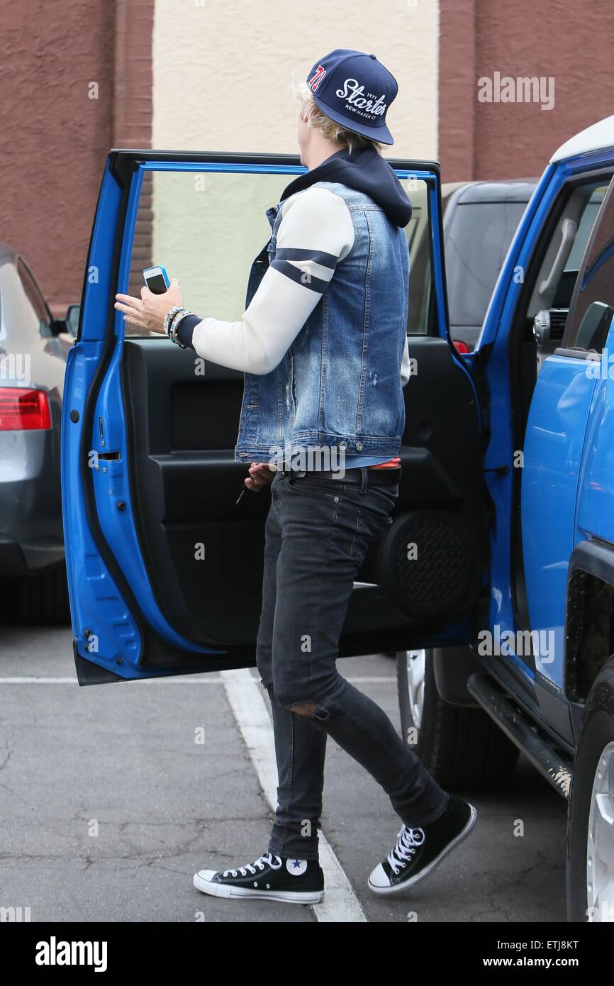 Riker Lynch arrives at dance rehearsal for 'Dancing with the Stars ...