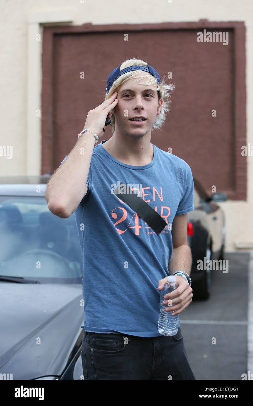 Riker Lynch arrives at dance rehearsal for 'Dancing with the Stars ...