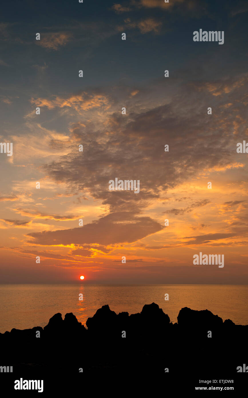Cefalu sunset beach hi-res stock photography and images - Alamy