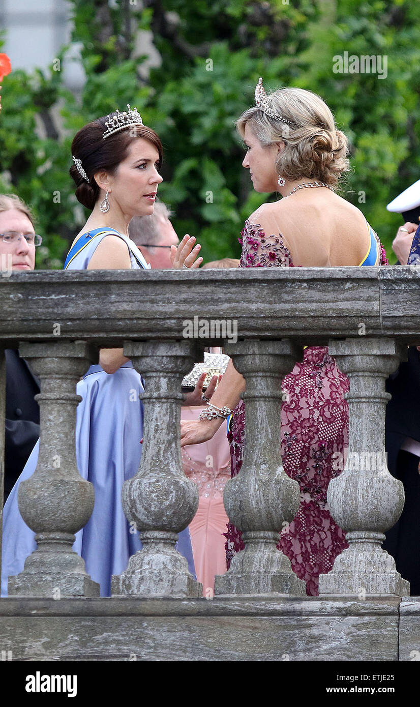 Princess mary red dress hi-res stock photography and images - Alamy