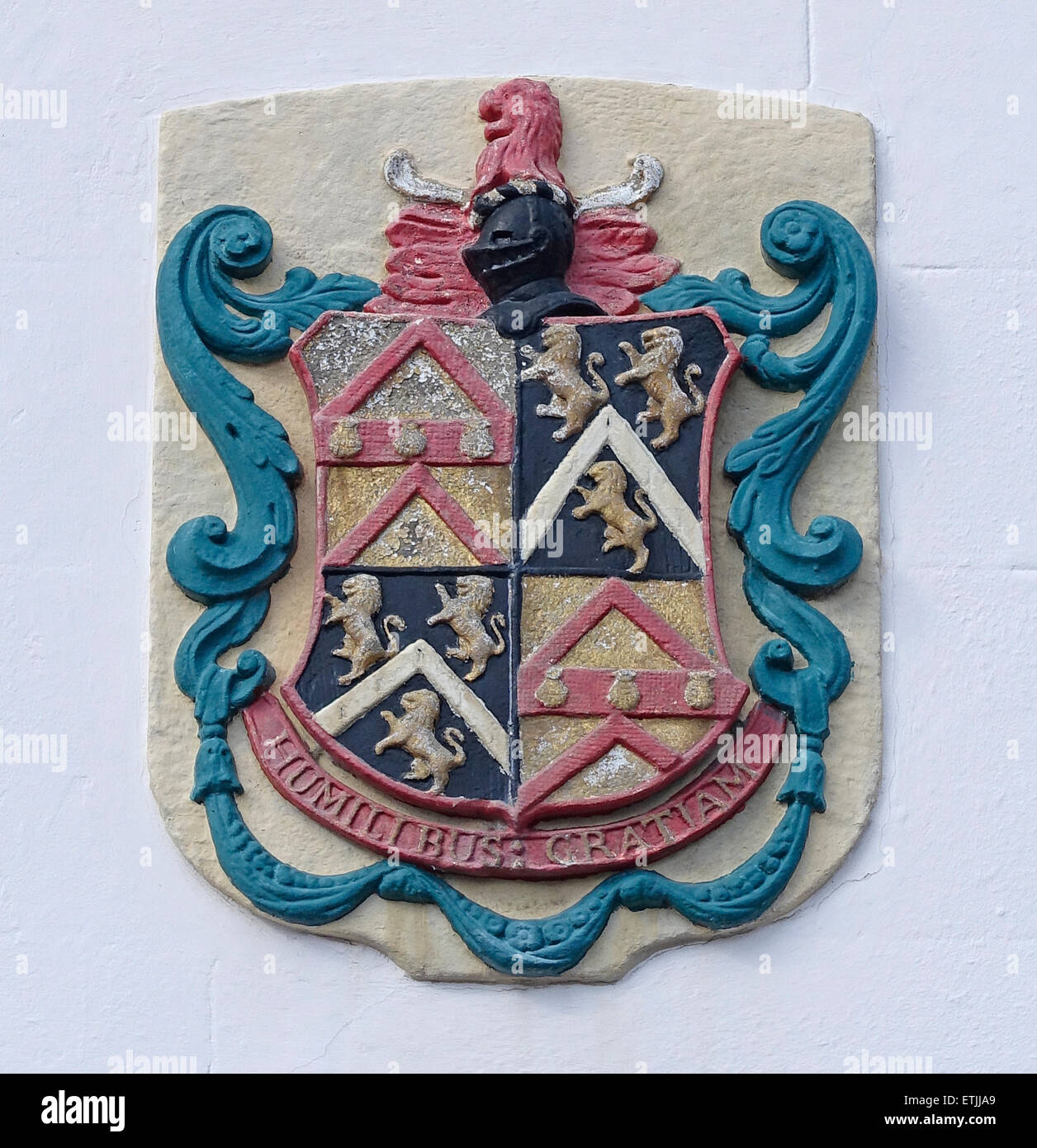 Old crest above a door in Berwick-upon-Tweed Stock Photo - Alamy