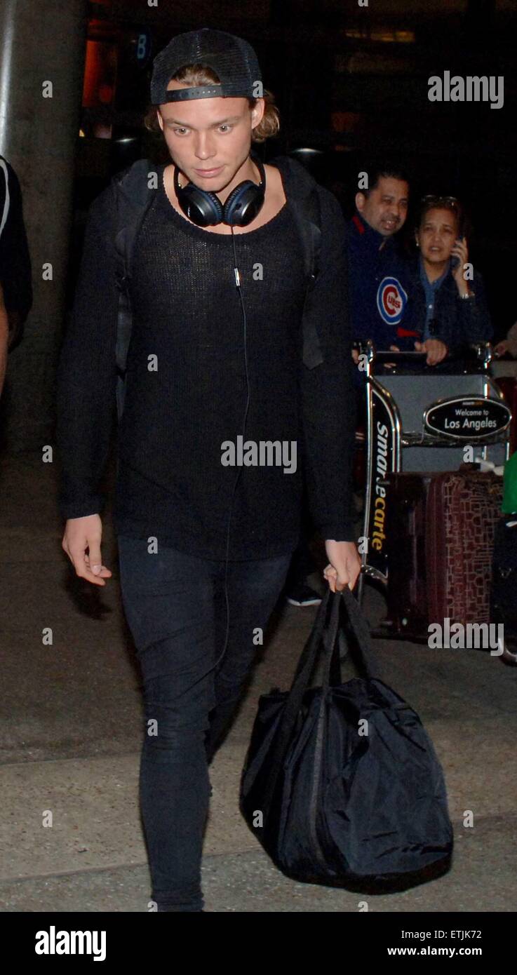 Australian pop rock band'5 Seconds of Summer' arrive at Los Angeles ...