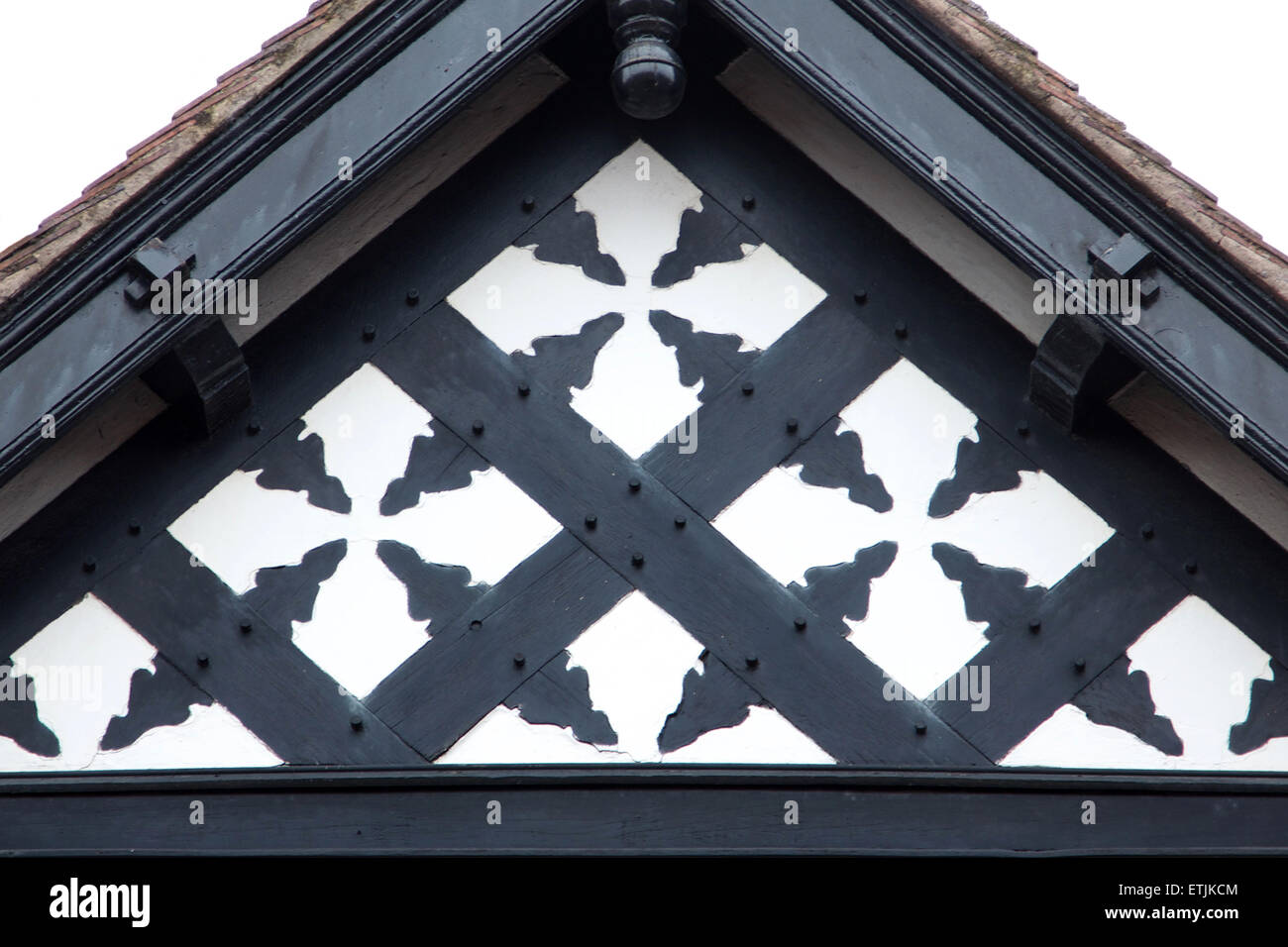Tudor design hi-res stock photography and images - Alamy