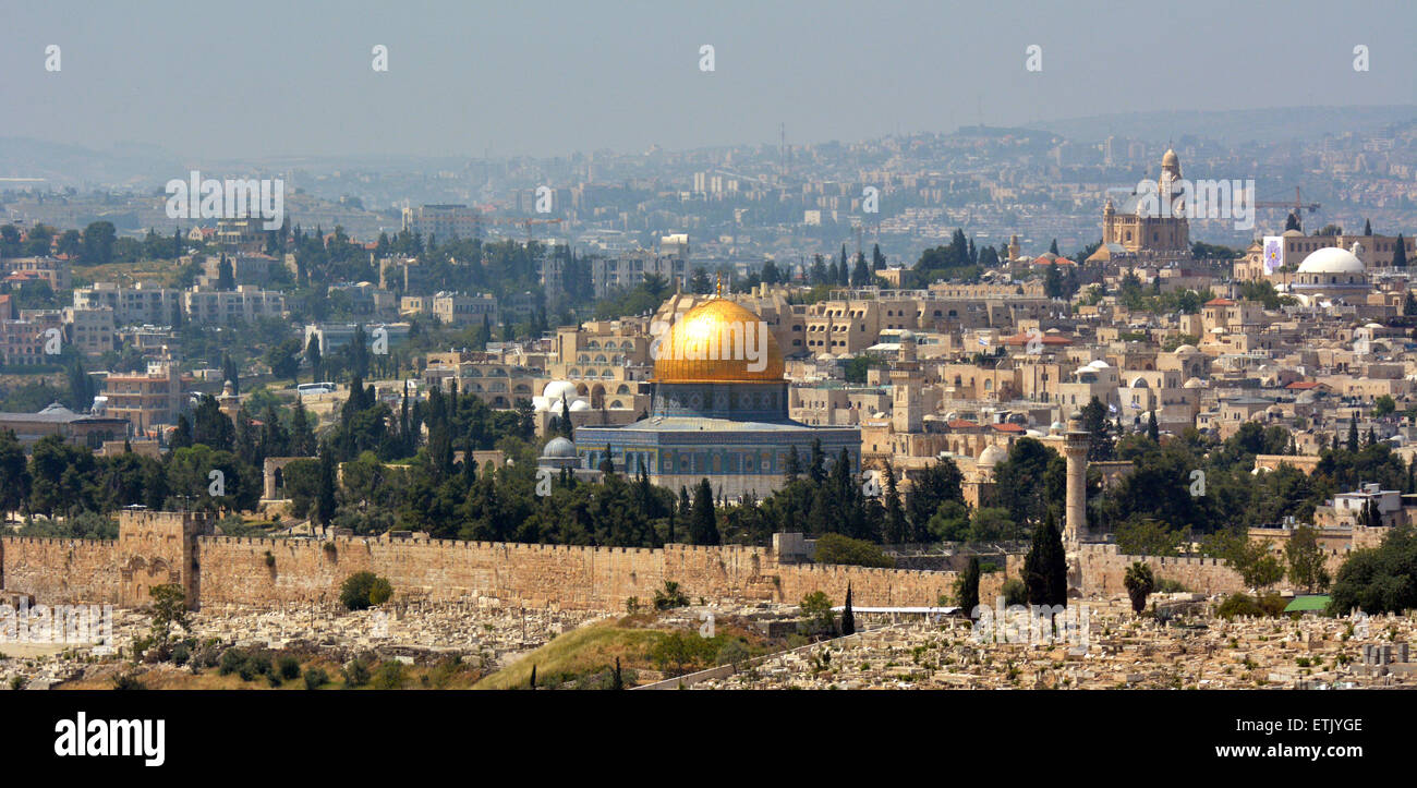Jerusalem Golden Dome Panoramic High Resolution Stock Photography and ...