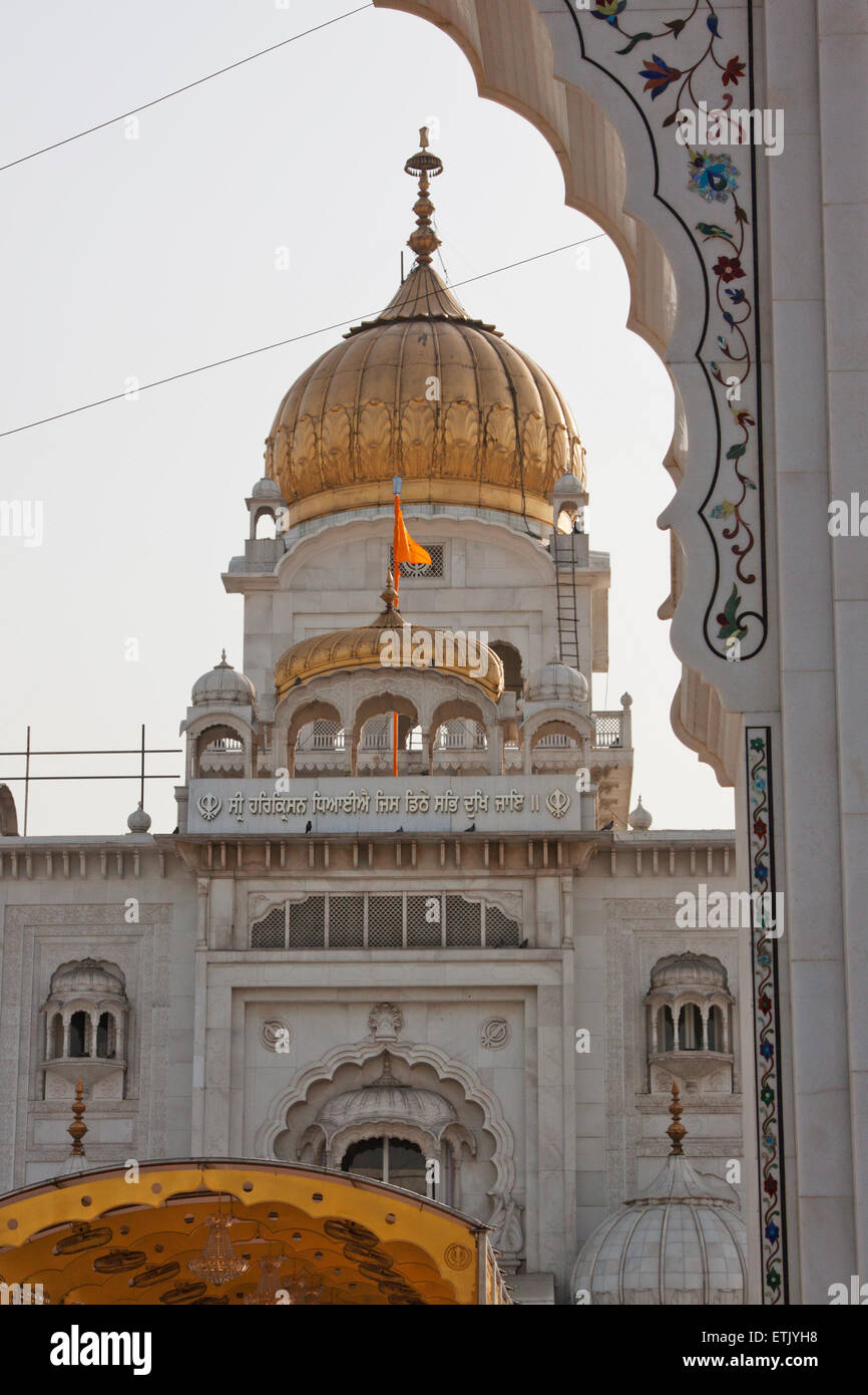 The Gurdwara Bangla Sahib, the most prominent Sikh temple in New Delhi ...