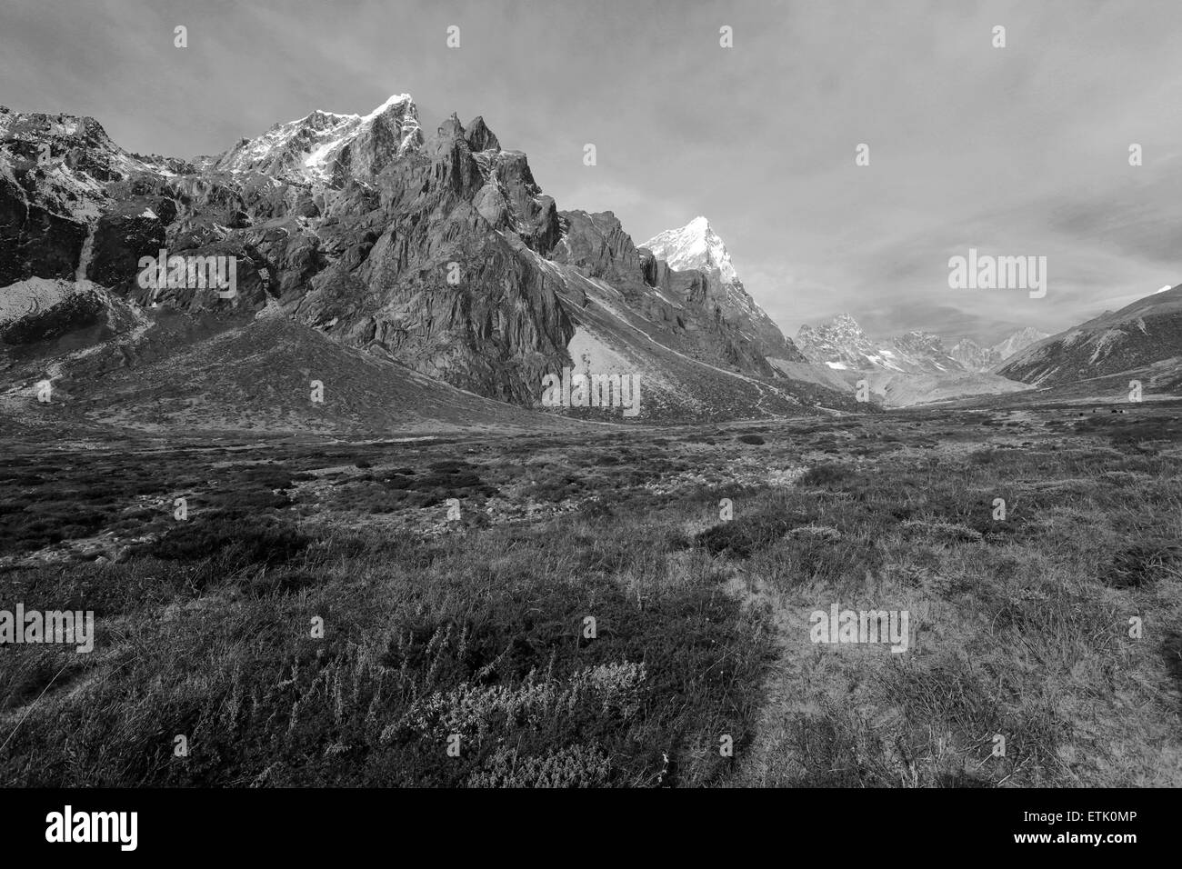Pass of Pheriche, near Pheriche village, Everest base camp trek, UNESCO ...