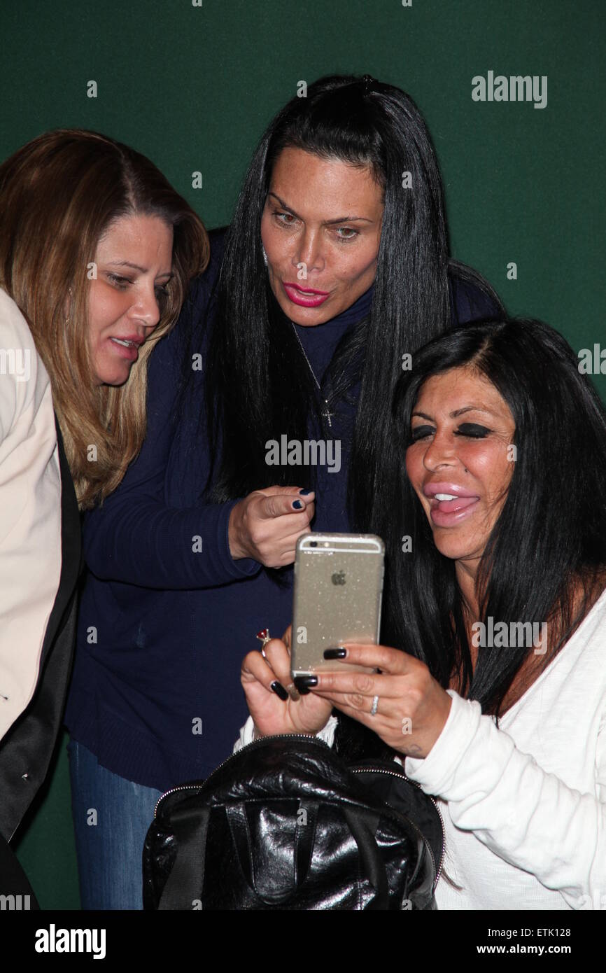 The 'Mob Wives' at Barnes & Noble Tribeca Featuring: Karen Gravano ...