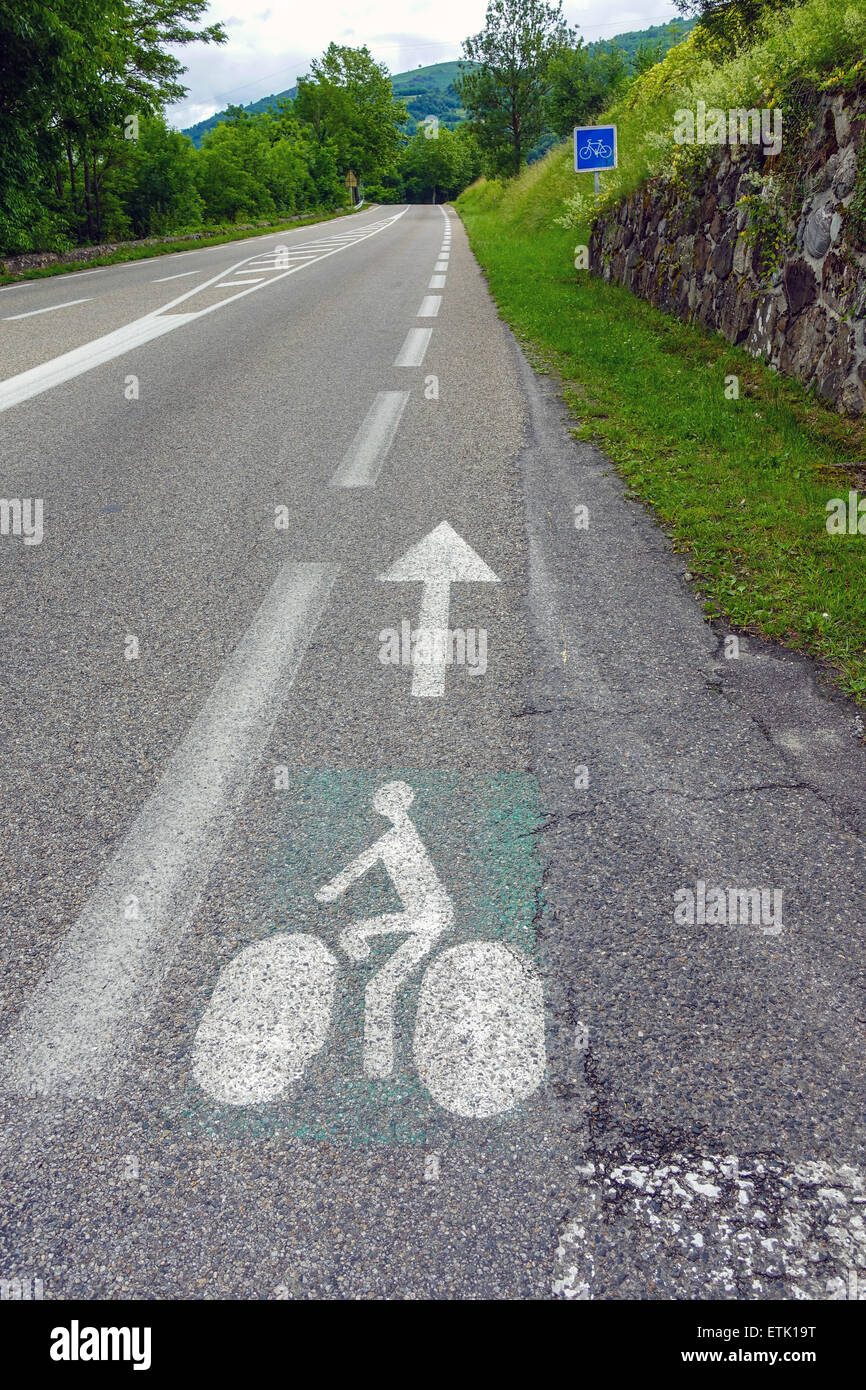 Green and white sign painted on road on cycleway, cycle way cycle-lane ...