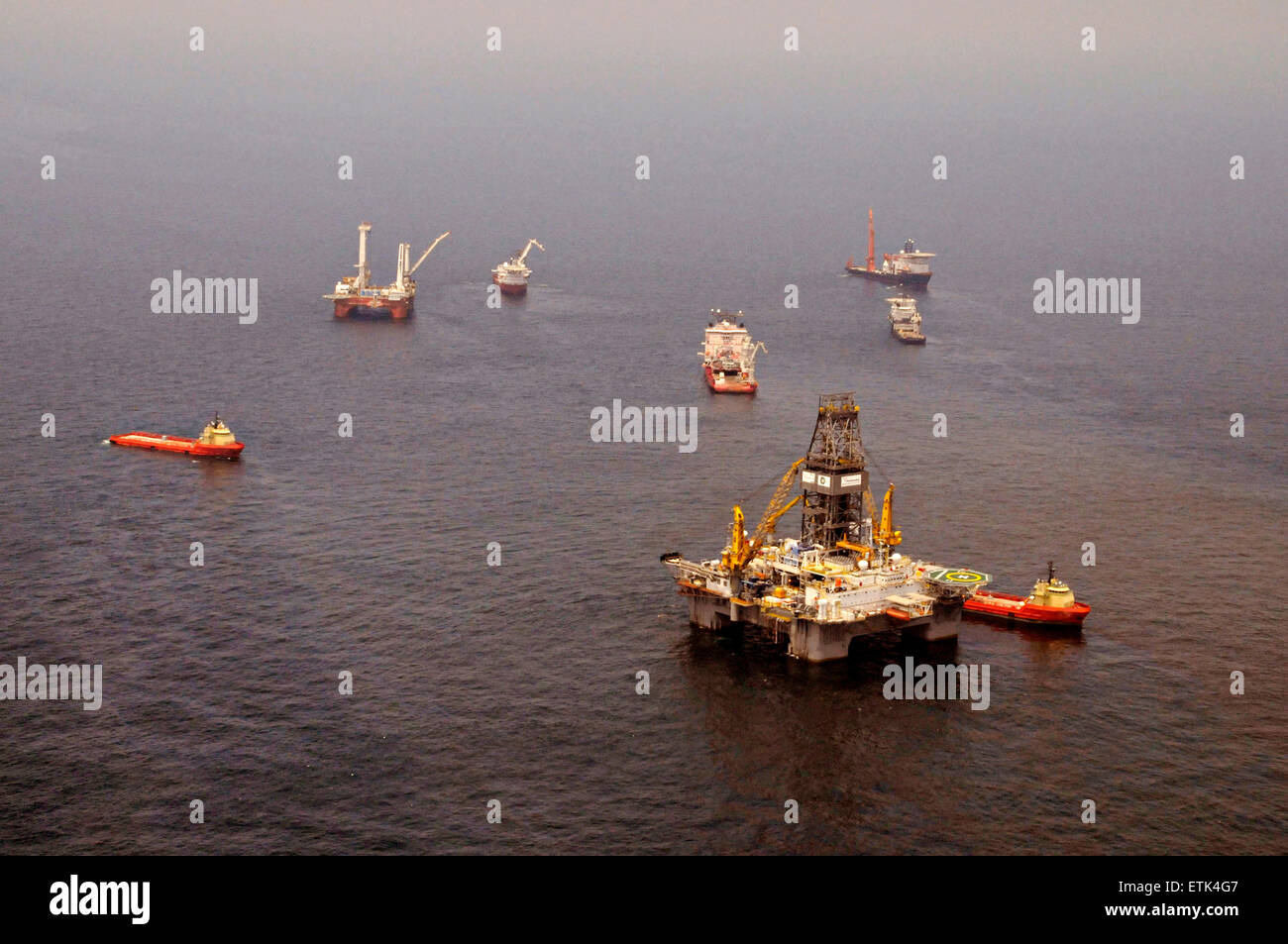 Deepwater horizon oil spill explosion hi-res stock photography and ...