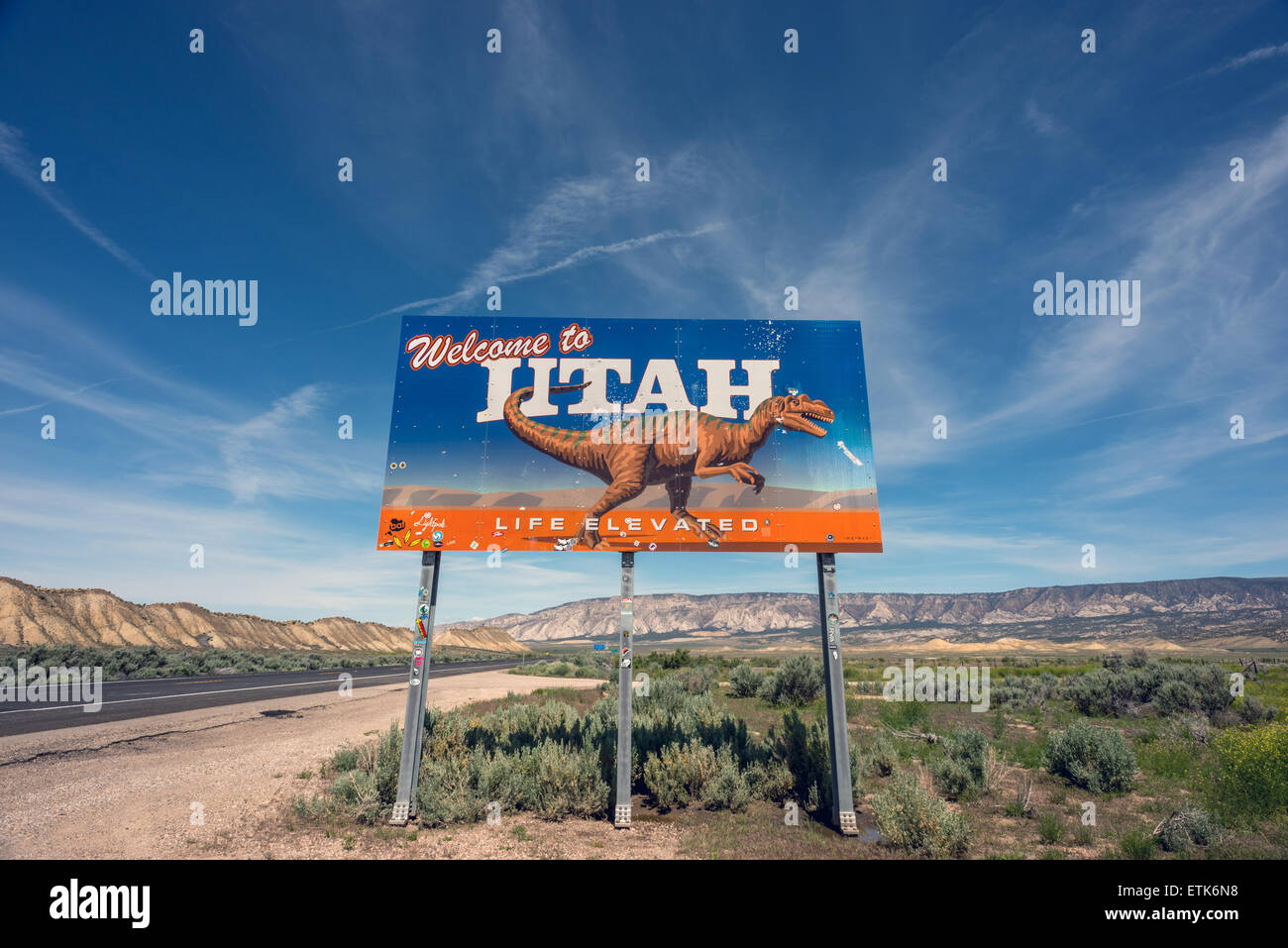 Line border hi-res stock photography and images - Alamy