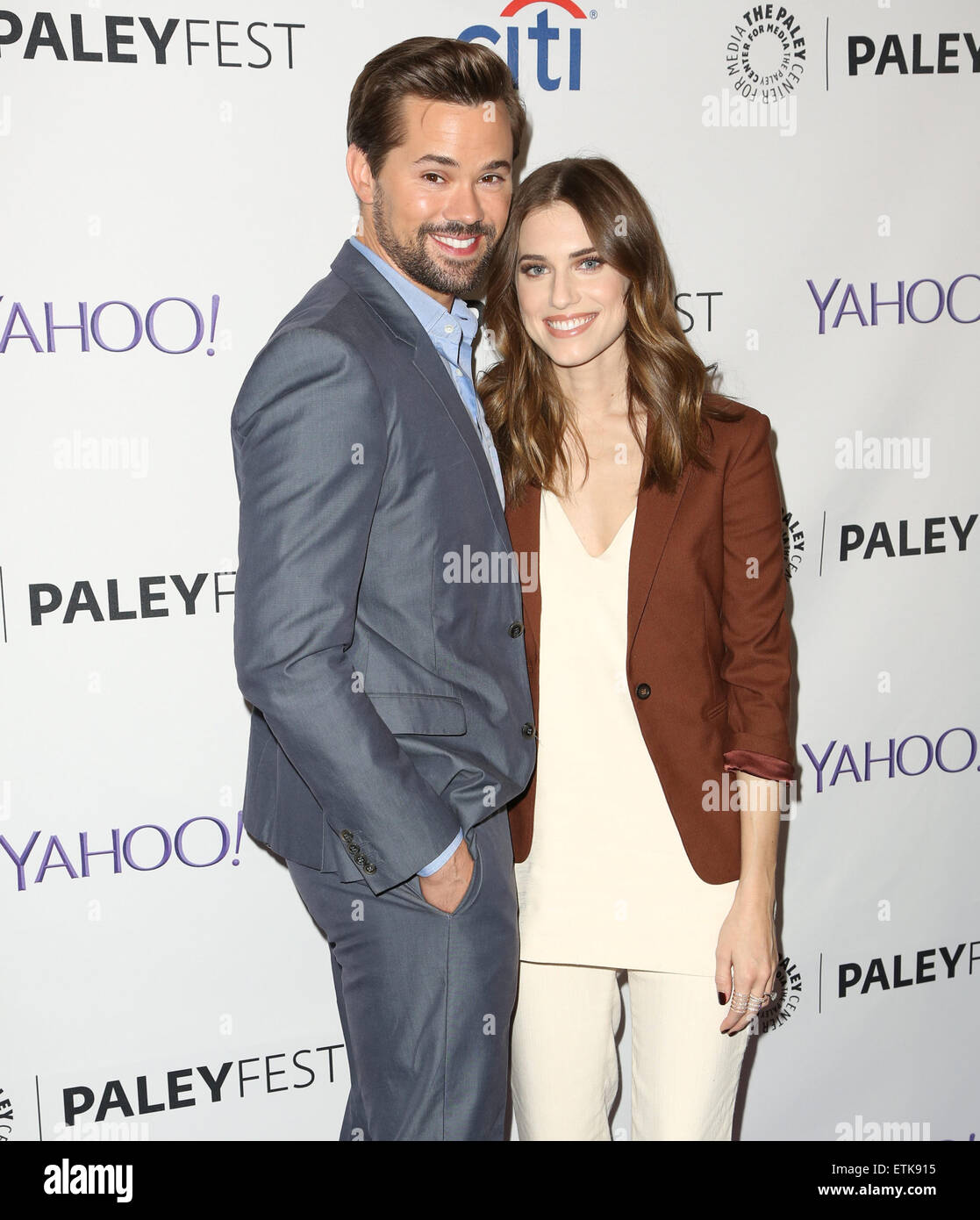 Mike Doyle Andrew Rannells Dating