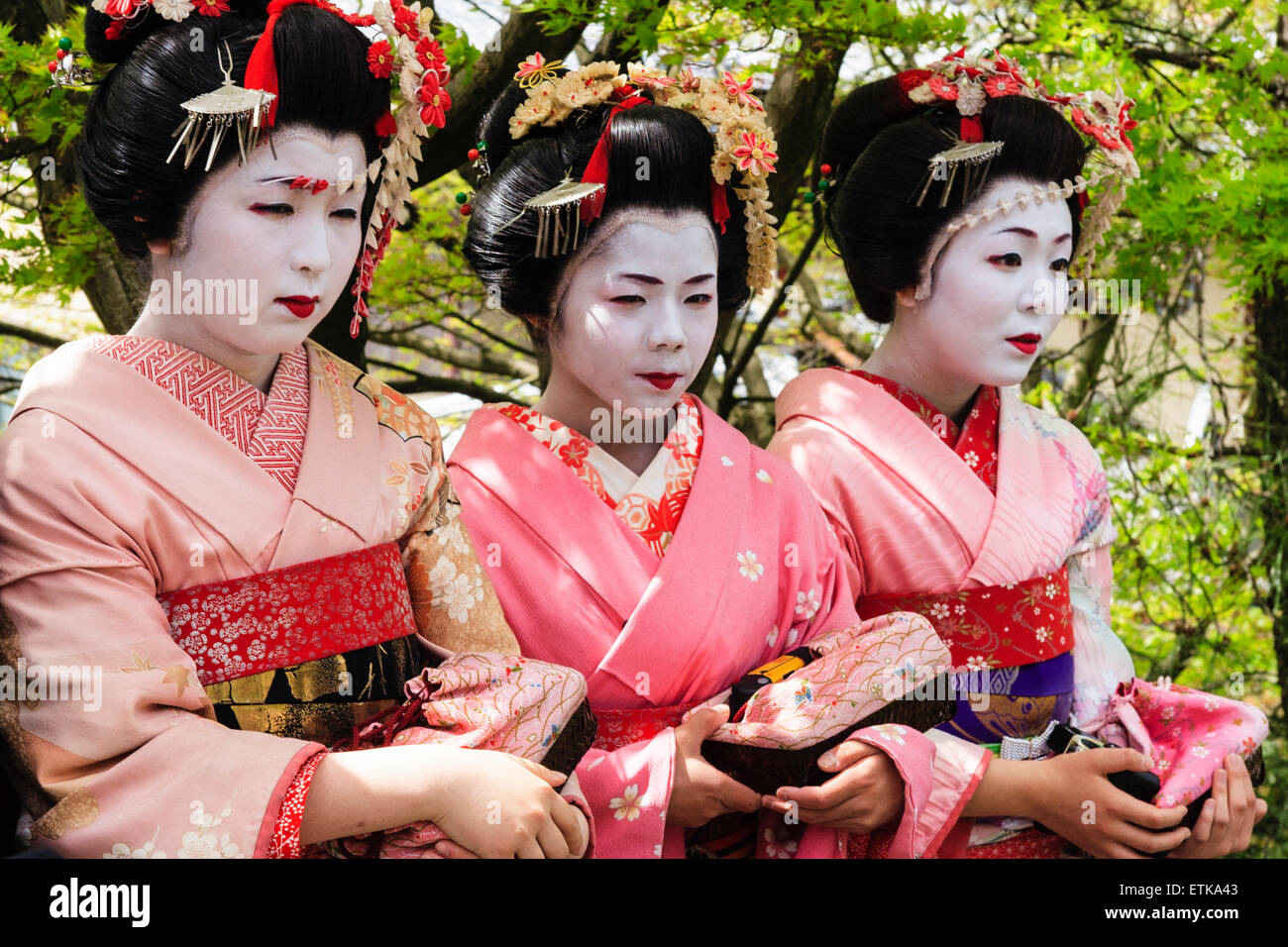 Japanese Geisha Poses In Traditional High Resolution Stock Photography ...